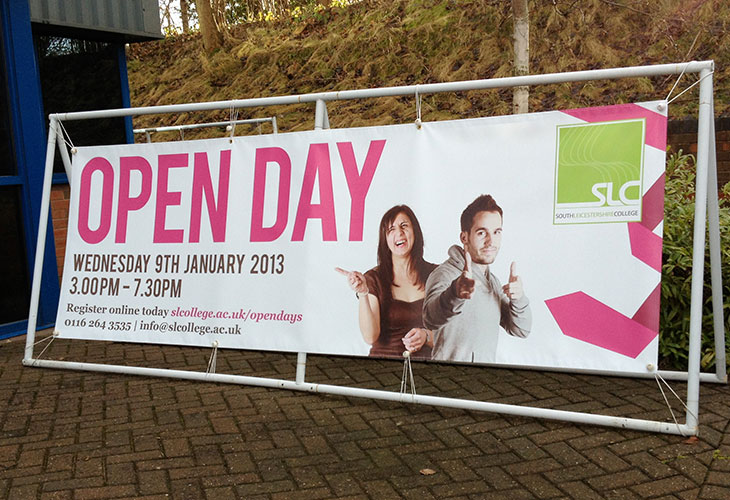 Custom Signs and Banners